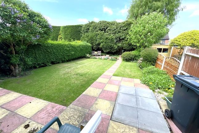 3 Bed Semi Detached House For Sale In Briery Road Halesowen B63
