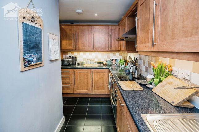Alexander Court, Dee Lane, Chester, Cheshire CH3, 3 bedroom flat for ...