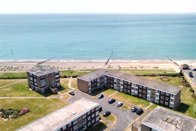 Millfield Close, Rustington, Littlehampton BN16, 3 bedroom flat for ...