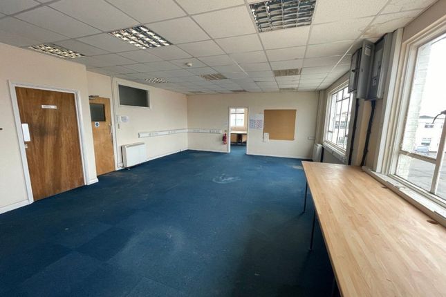 Unit 2, Triangle Business Centre, 95 Commerce Way, Lancing Business ...