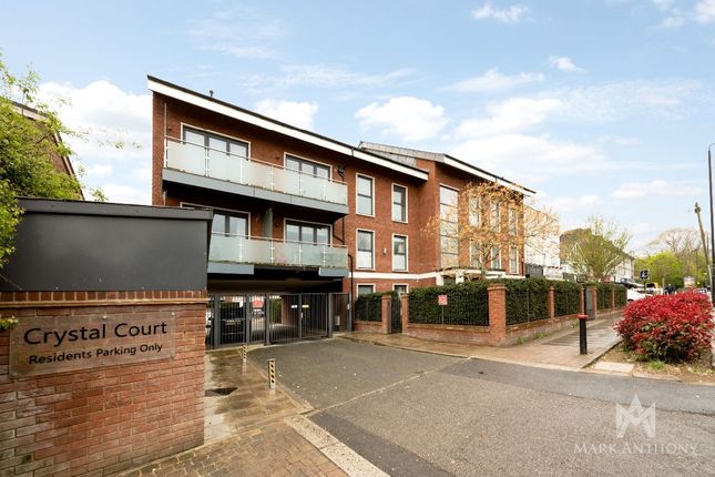 Crystal Court, London N14, 2 bedroom flat for sale - 58455427 ...