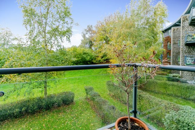 Sandling Park, Sandling Lane, Maidstone, Kent ME14, 2 bedroom flat for ...