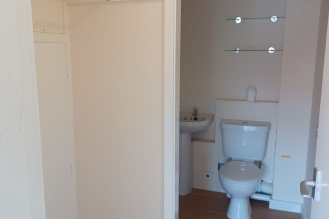 Southgate, Sleaford NG34, studio to rent - 67097807 | PrimeLocation