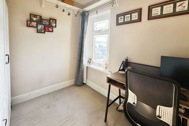 Tyn Y Wern Terrace, Trethomas, Caerphilly CF83, 4 bedroom end terrace ...