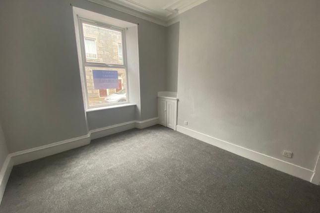 Jackson Terrace, Aberdeen AB24, 2 bedroom flat to rent - 70165740 ...