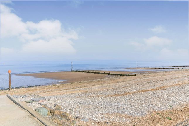 South Beach Road, Hunstanton PE36, 2 bedroom flat for sale - 59306957 ...