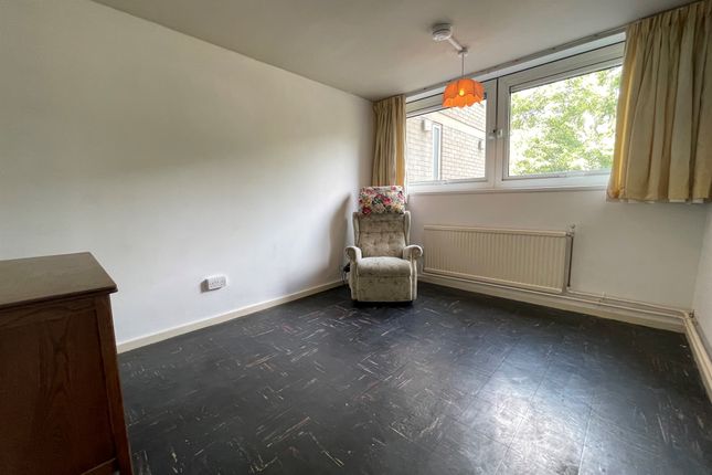 Harrow Court, Stevenage SG1, 1 bedroom flat for sale - 62020074 ...