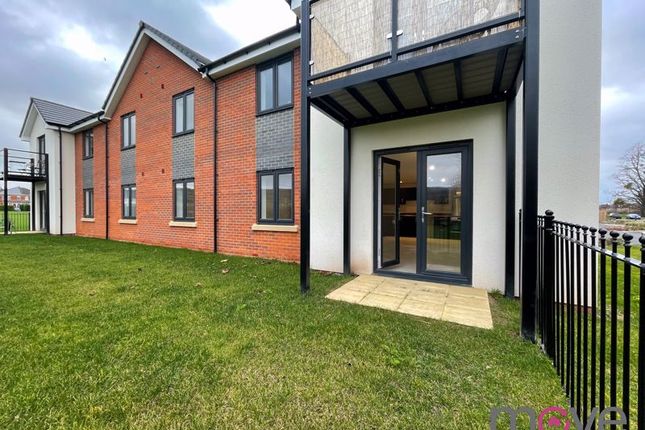 Ridge Close, Cheltenham GL52, 2 bedroom flat to rent - 66282960 ...