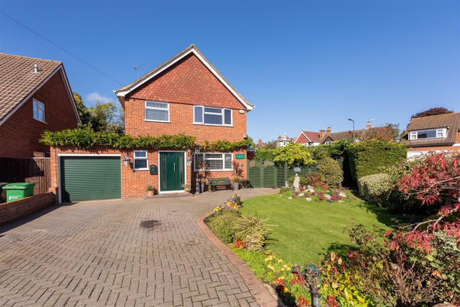 Autumn Close, Cippenham, Slough SL1, 5 bedroom detached house for sale ...
