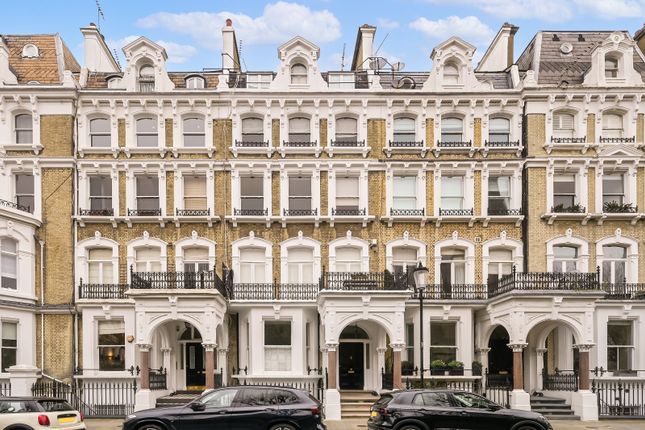 Redcliffe Square, Chelsea, London SW10, 3 bedroom flat for sale ...