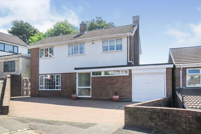 4 bed detached house for sale in View Drive, Oakham, Dudley DY2 - Zoopla