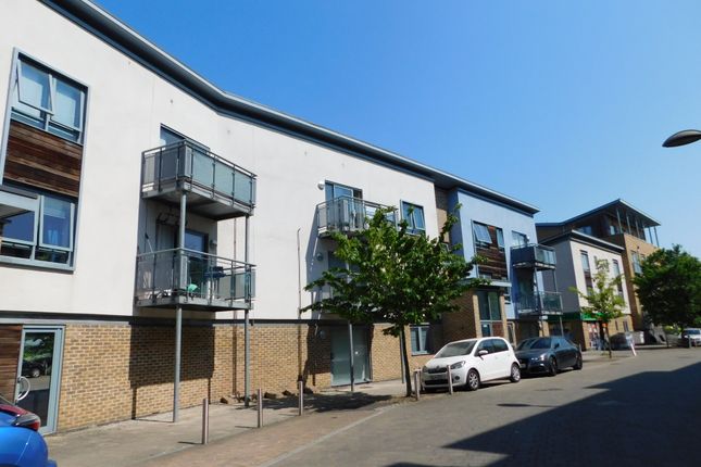 Marine House, Quayside Drive, Colchester, Essex CO2, 1 bedroom flat to ...