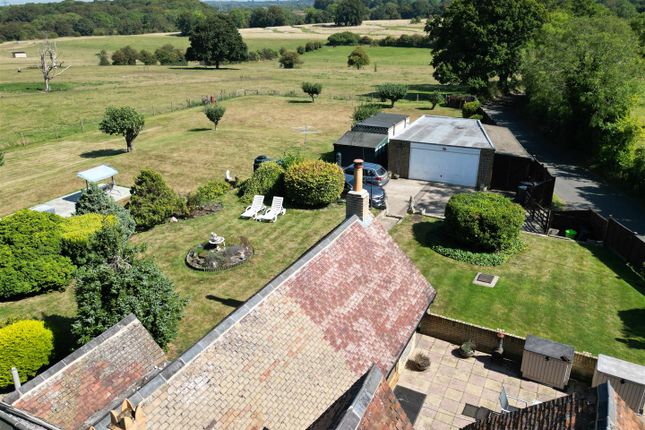 Nurstead Church Lane, Meopham, Kent DA13, 3 bedroom detached bungalow ...