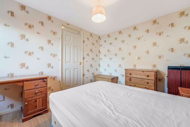 8 Moorfoot Way, Bourtreehill, Irvine KA11, 3 bedroom end terrace house ...