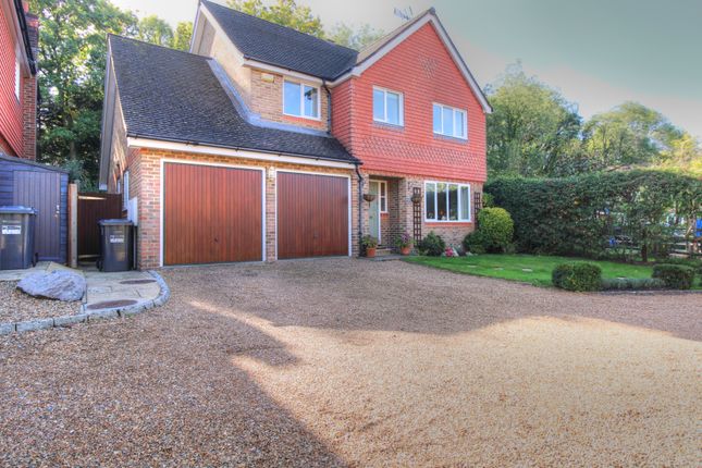 Heath Close, Sayers Common, Hassocks BN6, 4 bedroom detached house for ...
