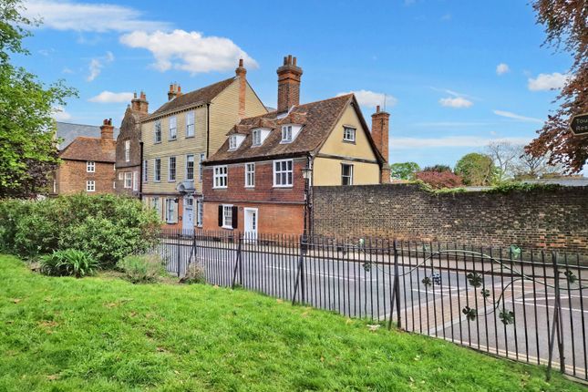 Crow Lane, Rochester ME1, 4 bedroom end terrace house for sale ...