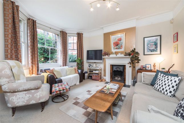 Highbury Crescent, Highbury, London N5, 2 bedroom flat for sale ...