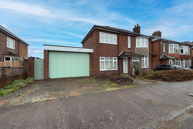Houses for Sale in Dunstable - Dunstable Houses to Buy - Primelocation