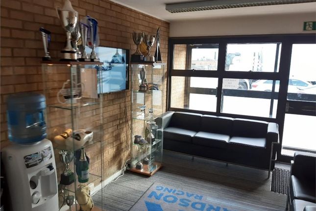 85A Brunel Road, Corby, Northants NN17, light industrial to let ...