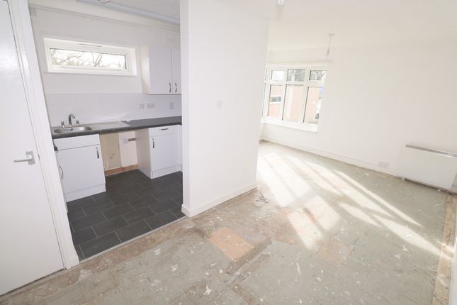 Halls Court, Stoney Stanton, Leicestershire LE9, 1 bedroom flat for ...