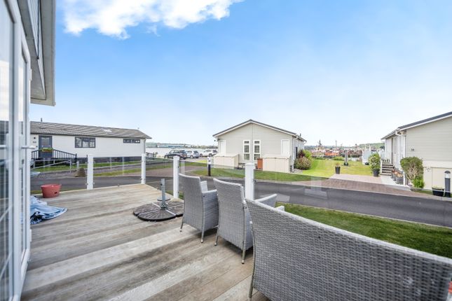 Peninsula Crescent, Hoo, Rochester, Kent ME3, 2 bedroom property for ...