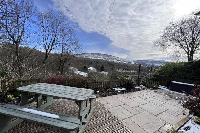 Homes for Sale in Mossley, Greater Manchester - Buy Property in Mossley ...