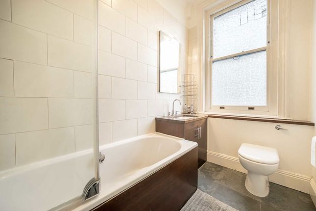 Southampton Row, London WC1B, 2 bedroom flat for sale - 69051370 ...