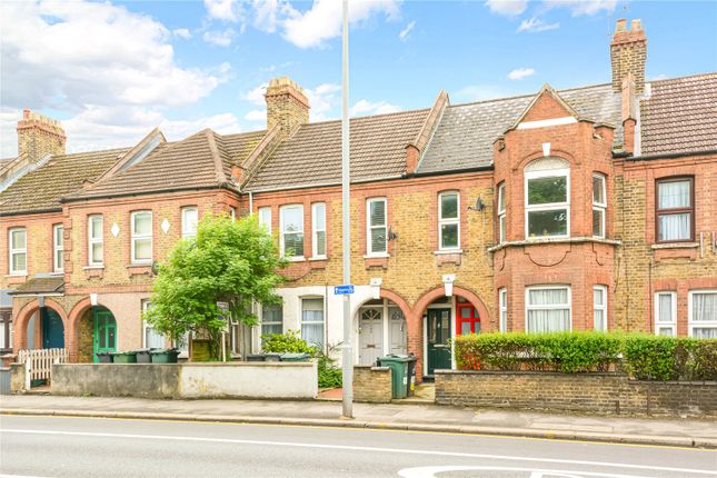 Chingford Road, Walthamstow, London E17, 2 bedroom flat for sale ...