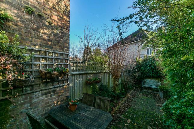 Pixham Court, Lake Road, Wimbledon SW19, 2 bedroom maisonette to rent ...