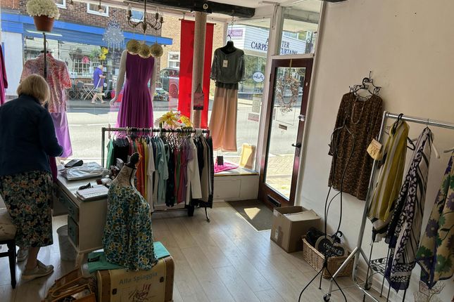 5 Swan Street, Alcester B49, retail premises to let - 70336853 ...