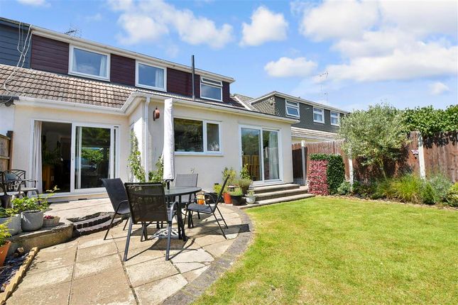 Bromfords Close, Wickford, Essex SS12, 3 bedroom semi-detached house ...