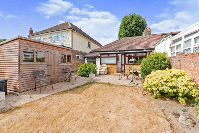 Mawney Road, Romford RM7, 2 bedroom bungalow for sale - 62218054 ...