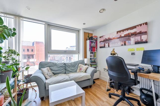 Distillery Tower, Deptford, London SE8, 1 bedroom flat for sale ...