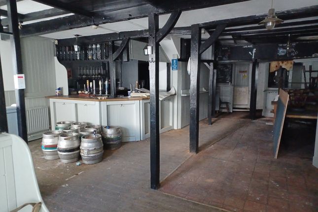 The Rising Sun, 8 The Quay, Brixham TQ5, pub/bar to let - 68278270 ...