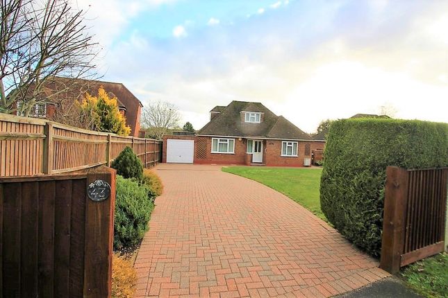 Long Lane, Tilehurst, Reading RG31, 3 bedroom detached bungalow for ...