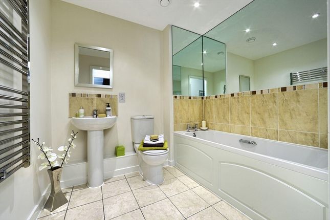 "The Hollinwood" at Garrison Meadows, Donnington, Newbury RG14, 4 ...