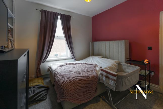 John Street, Worksop, Nottinghamshire S80, 3 bedroom semi-detached ...