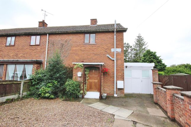 Homes for Sale in Barwic Parade Community Primary School, Selby, North ...