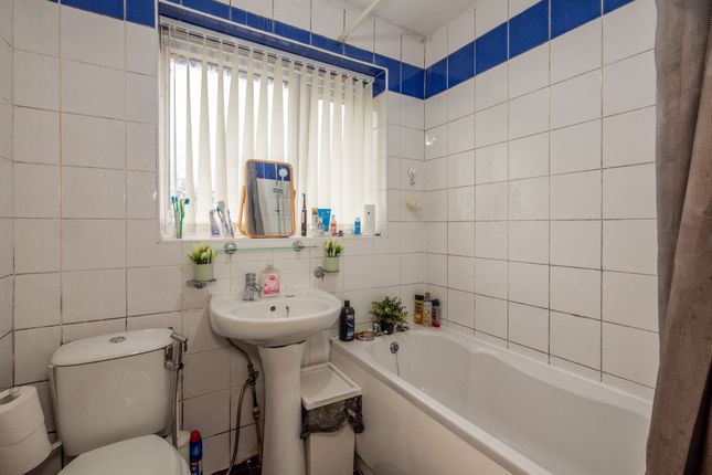 Cardinal Street, Manchester, Cheetham Hill M8, 4 bedroom town house for ...