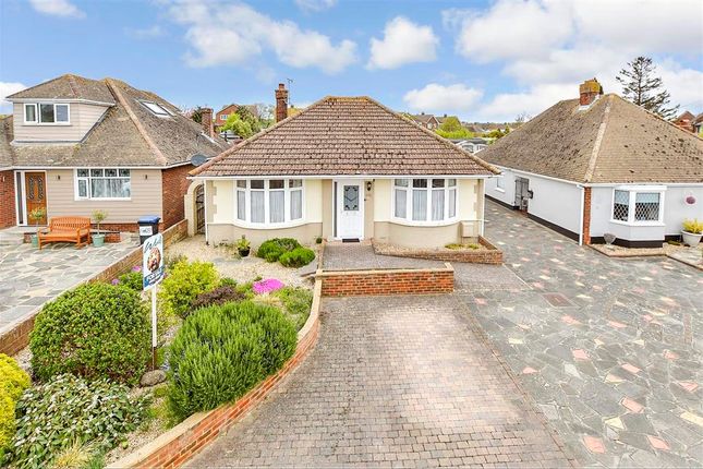 Meverall Avenue, Cliffsend, Ramsgate, Kent CT12, 3 bedroom detached ...