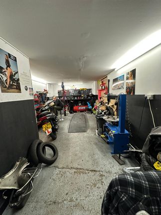 Kynoch Road, Edmonton N18, parking/garage for sale - 66035016 ...