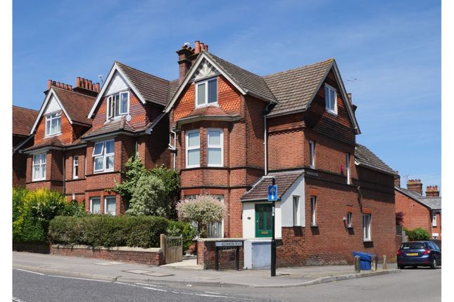 Houses for Sale in Basingstoke - Basingstoke Houses to Buy - Primelocation