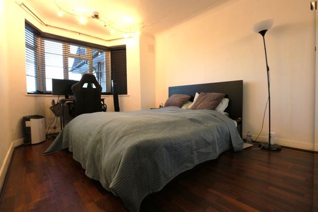 Shoot Up Hill, London NW2, 1 bedroom flat to rent - 66230388 ...