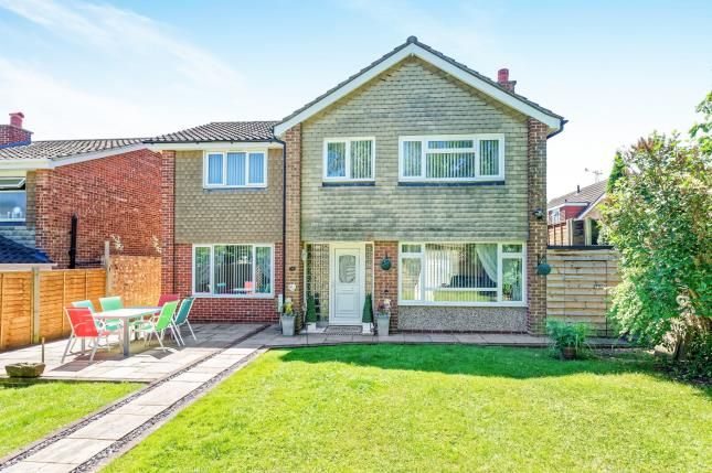 Homes for Sale in Guildford Road, Bagshot GU19 - Buy Property in ...