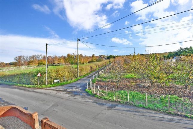 Lower Hartlip Road, Hartlip, Sittingbourne, Kent ME9, 3 bedroom cottage ...