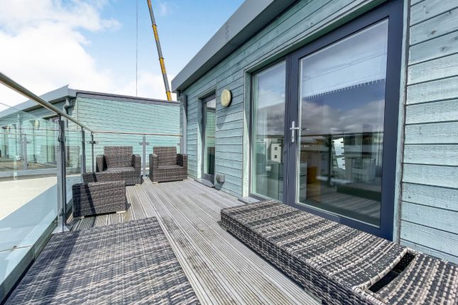 Marina Villas, Trawler Road, Maritime Quarter, Swansea, West Glamorgan ...