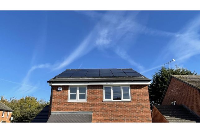 Broadway, Silver End Witham CM8, 3 bedroom detached house for sale ...