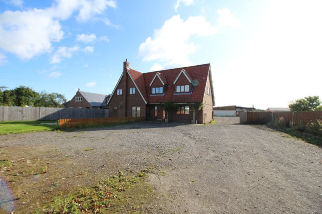 4 bed detached house for sale in Pinfold Lane, Moss, Doncaster, South ...