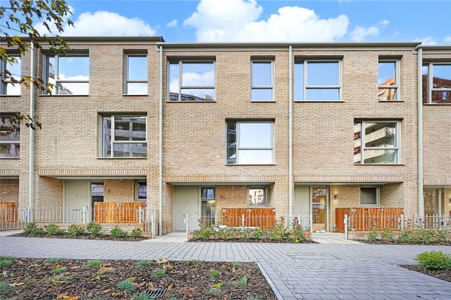 Homes to Let in Pinder Road, London E17 - Rent Property in Pinder Road ...
