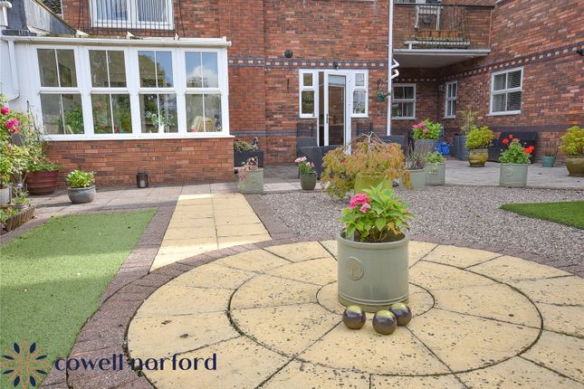 Bamford Mews, Norden Road, Bamford, Rochdale OL11, 2 bedroom flat for ...